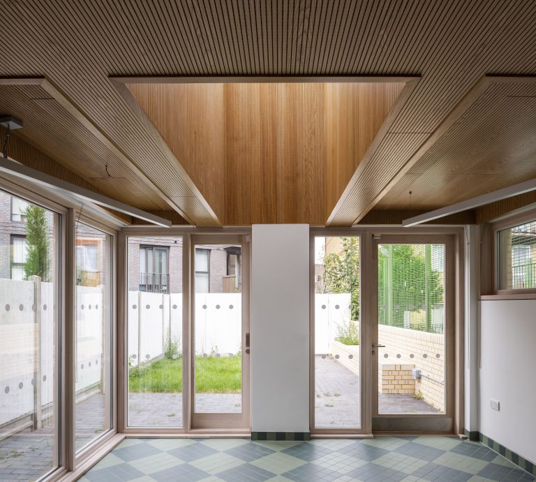 Rebel Business School | DK-CM